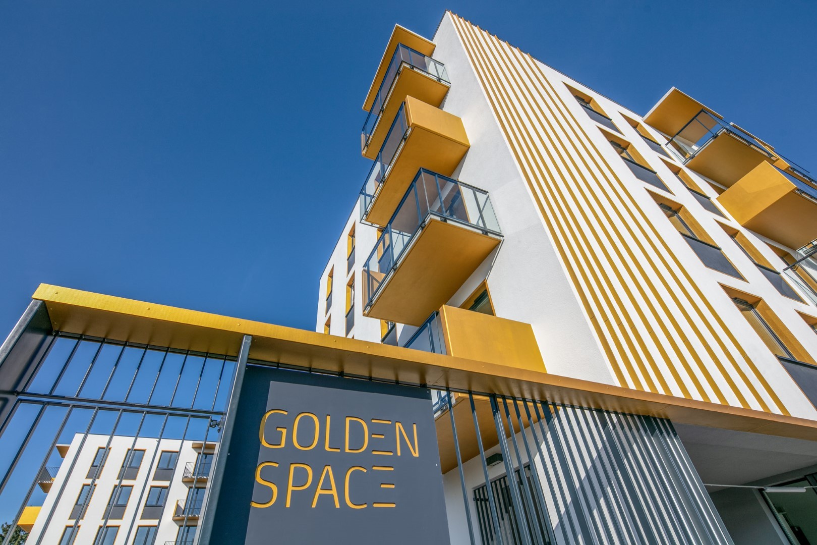 Golden Space, Warszawa - MJL